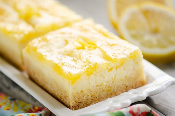 Lemon Cheesecake Bars